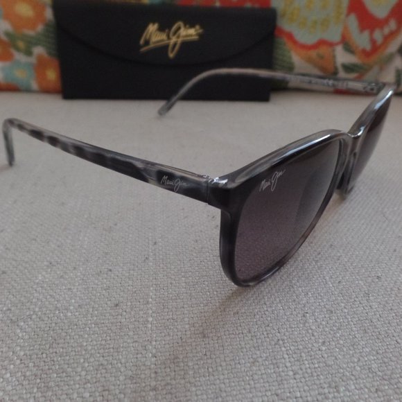 Maui Jim | Accessories | Maui Jim Honi Grey Tortoise Stripe Frame W ...